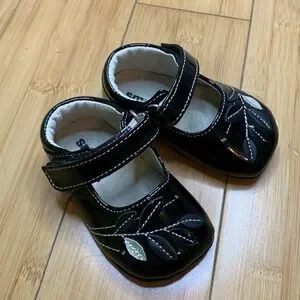 See Kai Run | Shoes | Smaller By See Kai Run Black Patent Leather Shoes ...